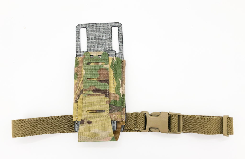 UNOBTAINIUM GEAR SLEDS M4/AR MAGAZINE POUCH＆MID-RIDE RELOAD ADAPTER SET ...